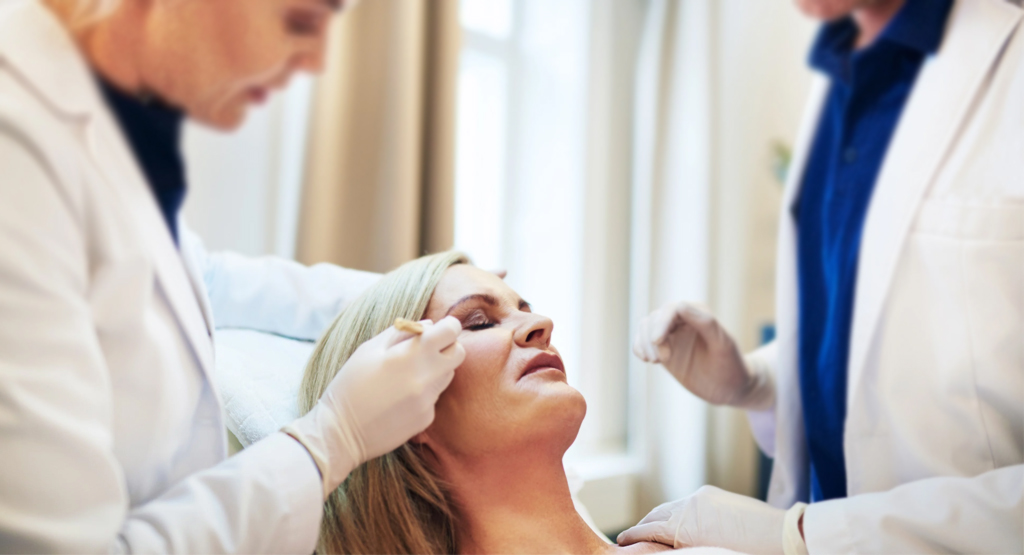 Como funciona o trabalho do dermatologista - Clínica Idea Clínica Idea